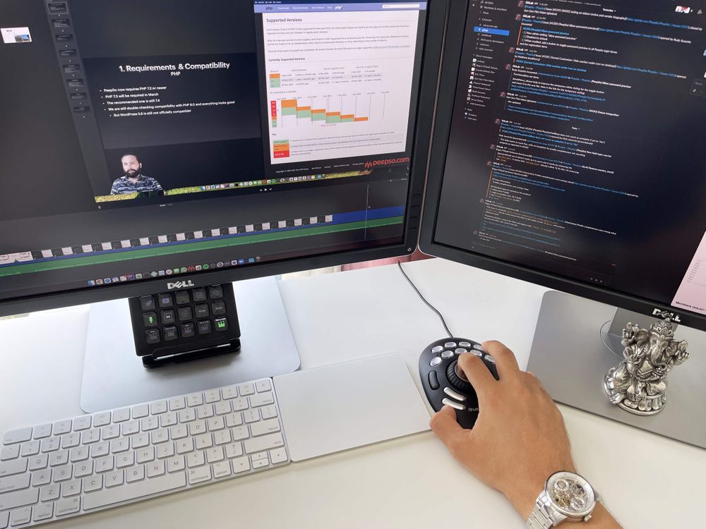 Panoramic Home Office