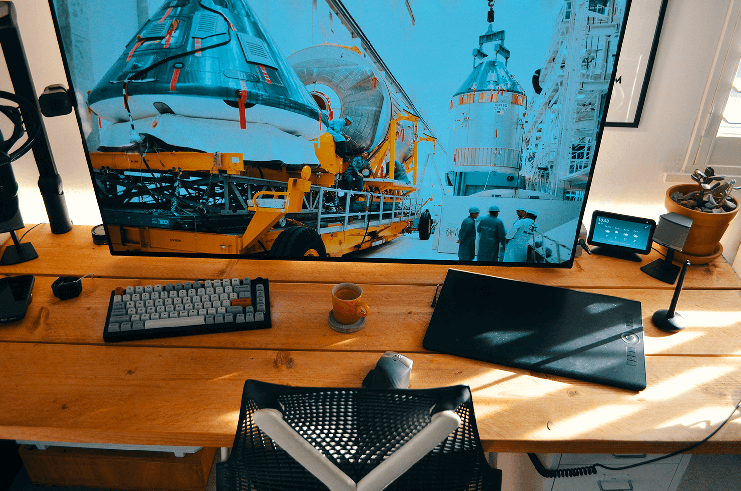 3D Artist Desk Setup