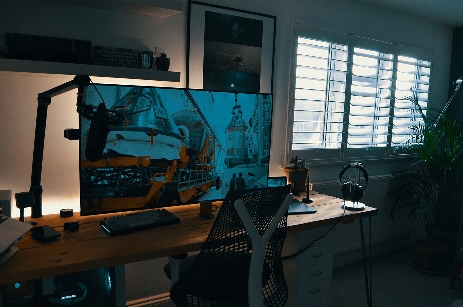 3D Artist Desk Setup