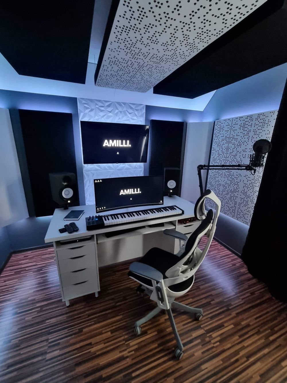 Minimalist Music Production Setup