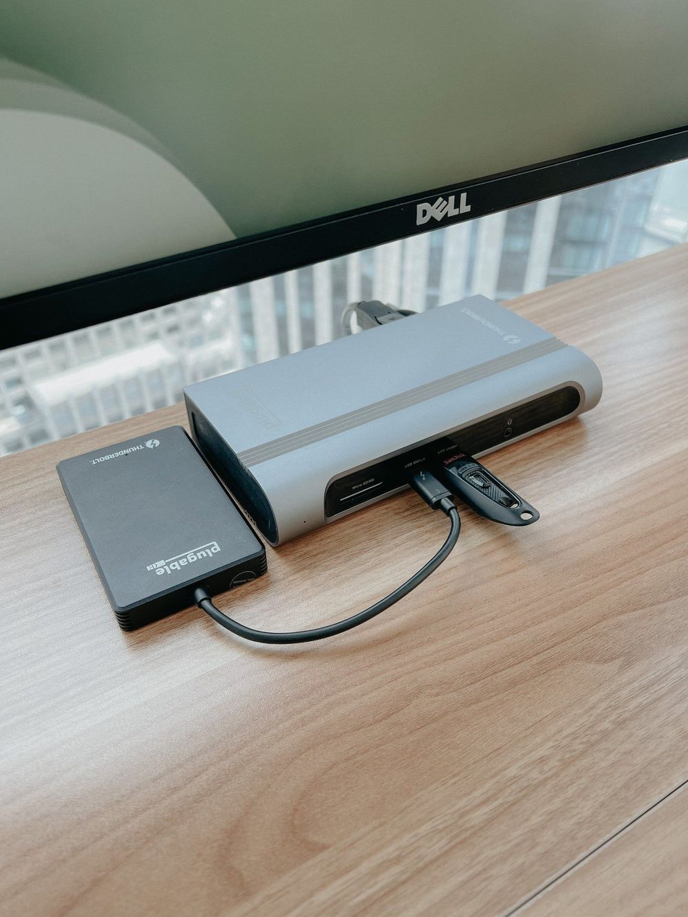 Minimal Standing Desk Setup