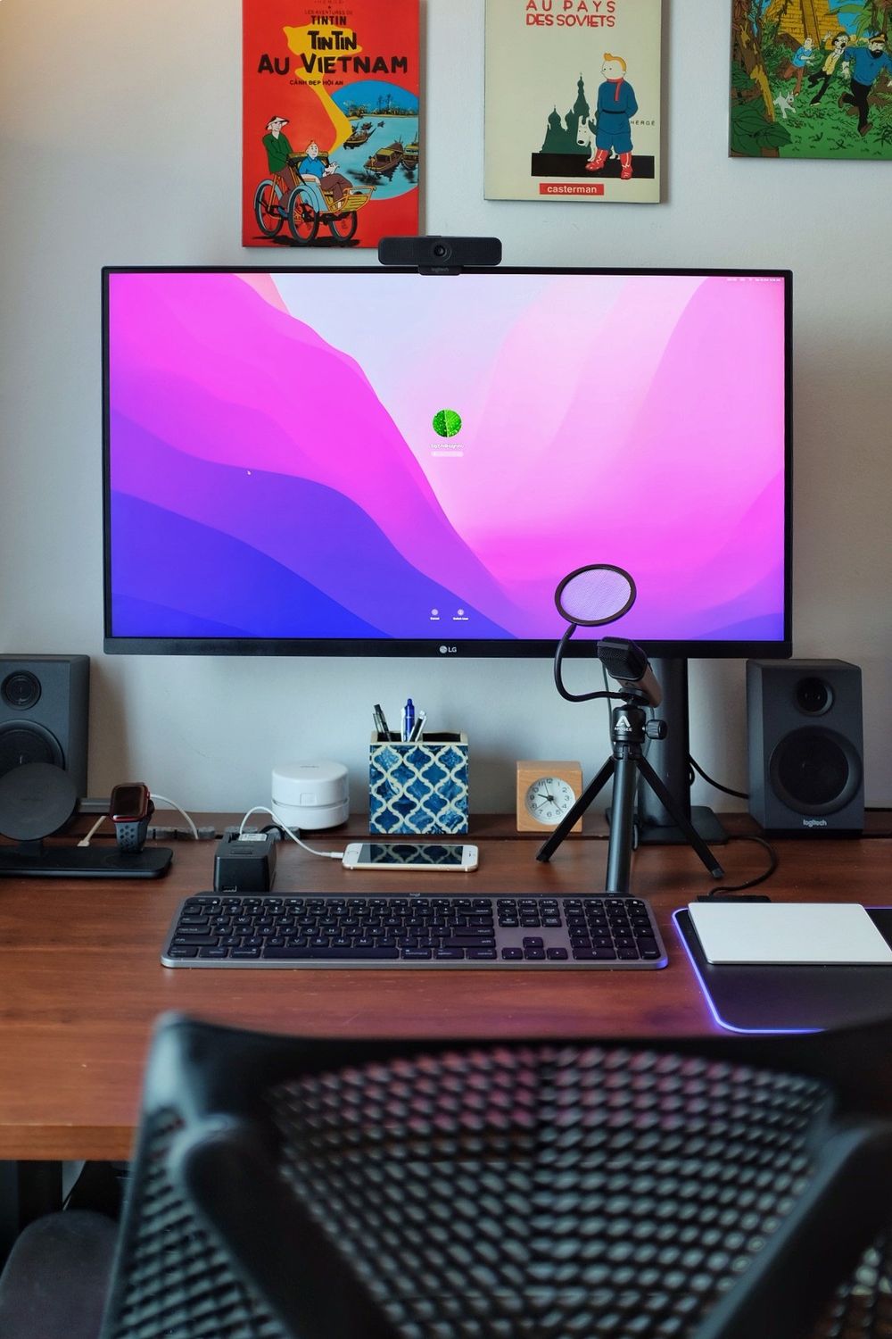 WFH Product Designer Desk Setup
