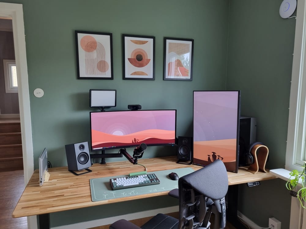 Clean and Minimalist WFH Setup