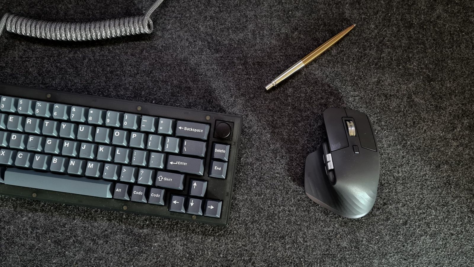 Cosy IKEA KARLBY Desk Setup