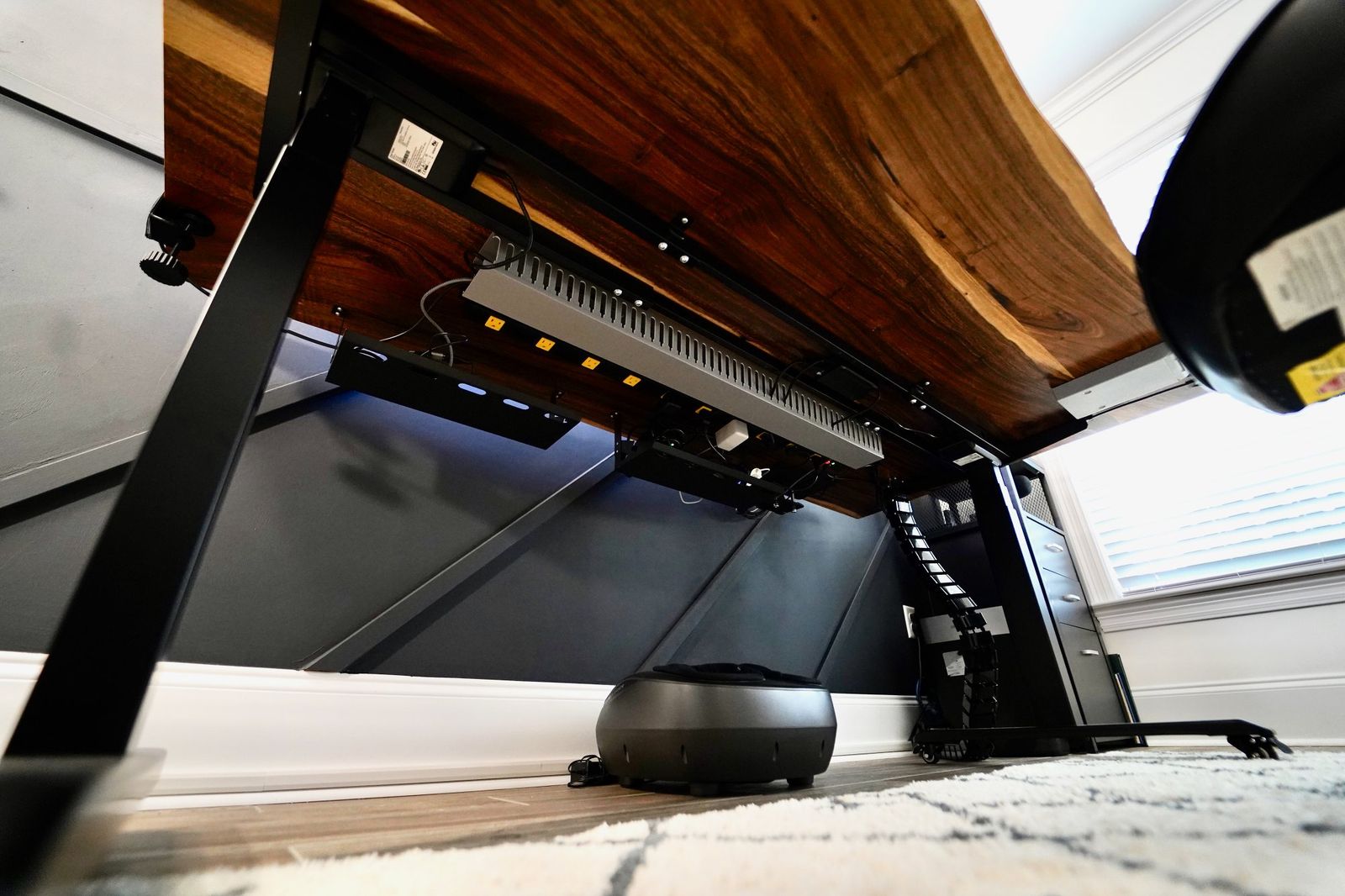 Super Ultrawide Desk Setup