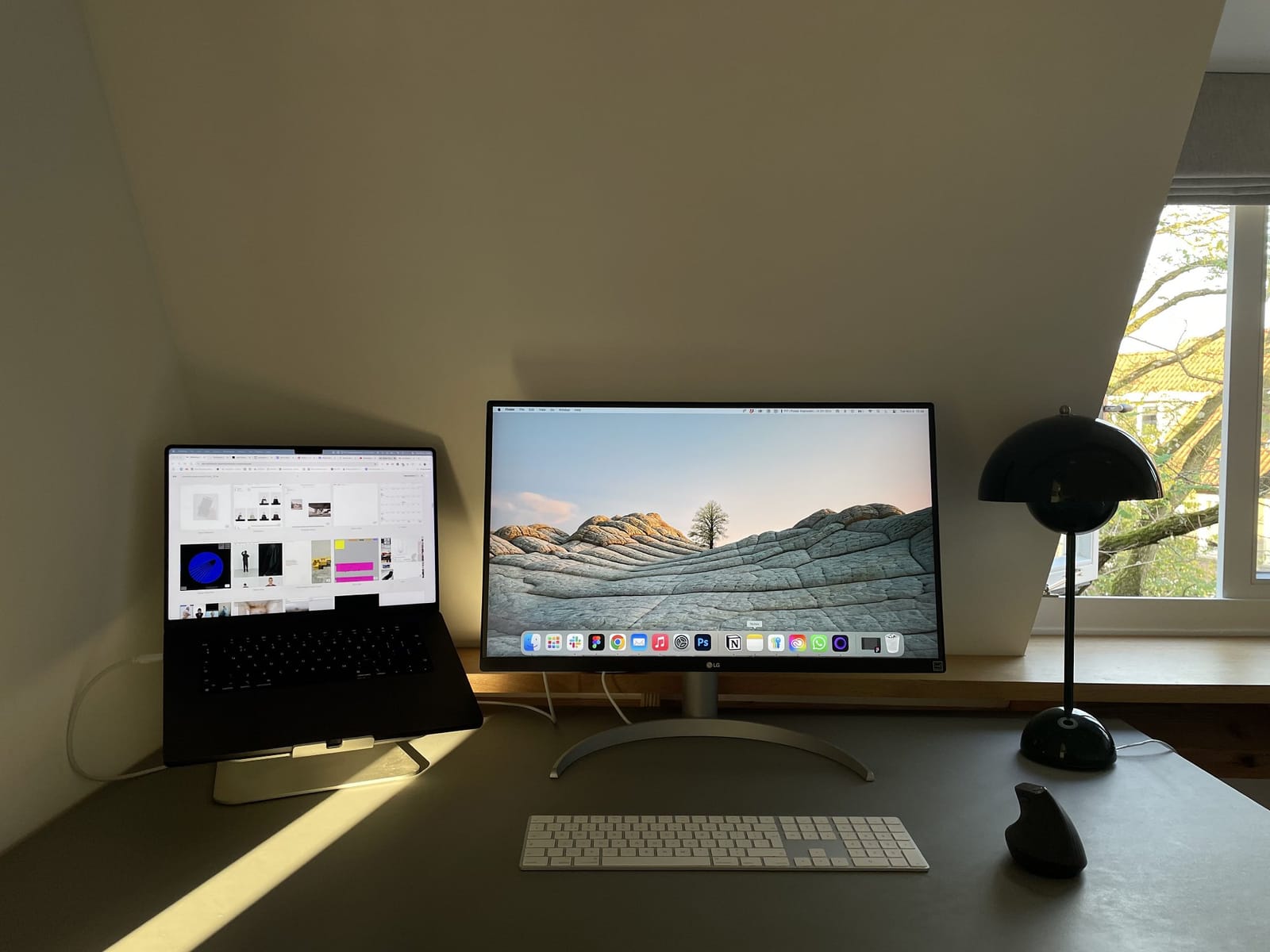 Simple Desk Setup