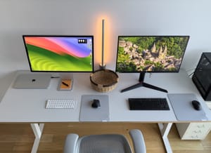 Top 24 Minimalist Desk Setup Ideas for 2024