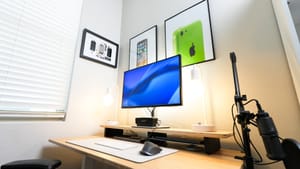 8 Apple Desk Setup Ideas
