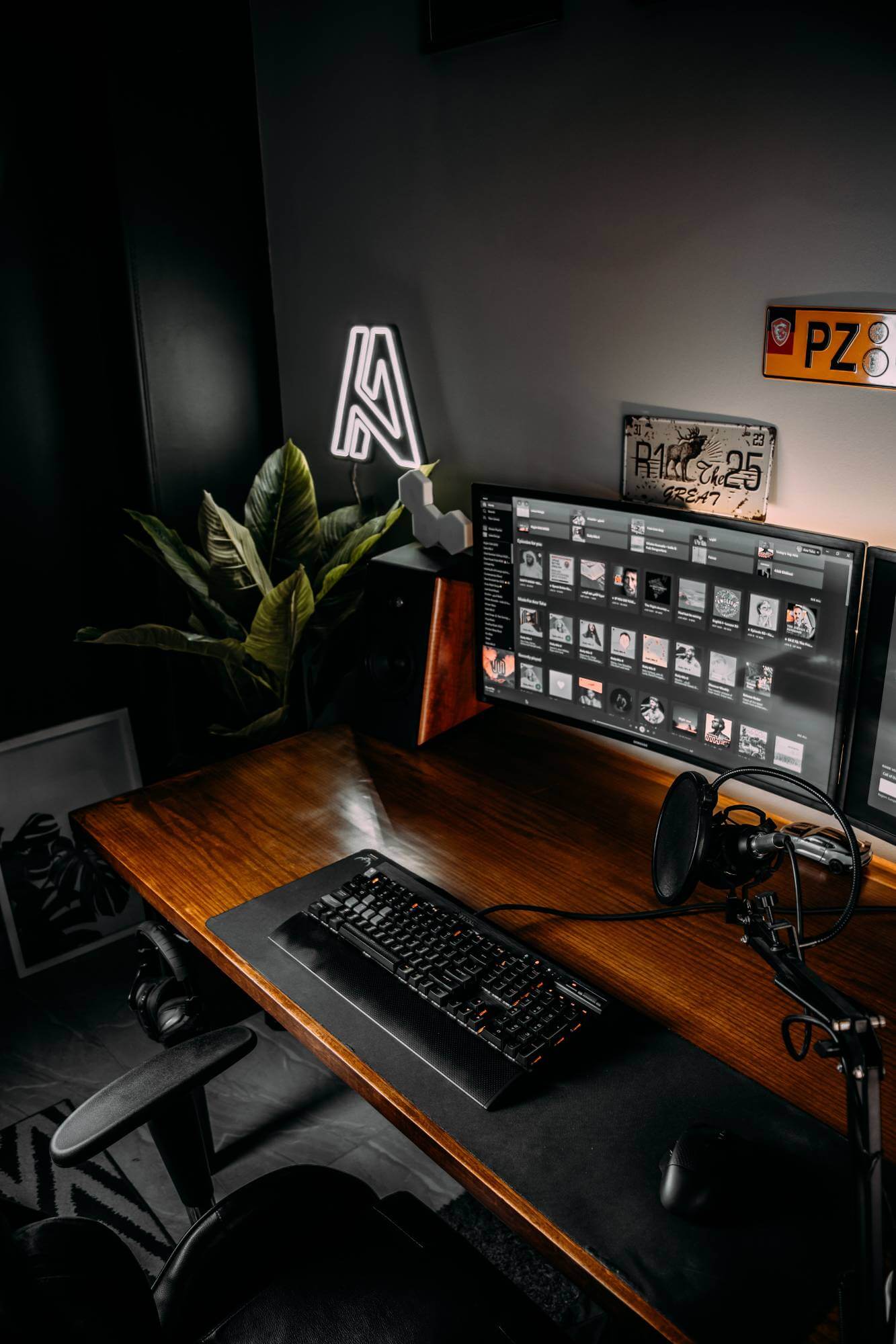 3D & VFX Artist Desk Setups Tours