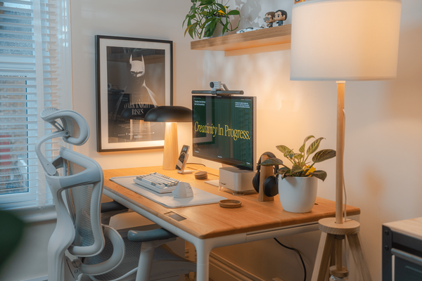 9 Easy Desk Setup Fixes for a Tidier, Calmer Workspace